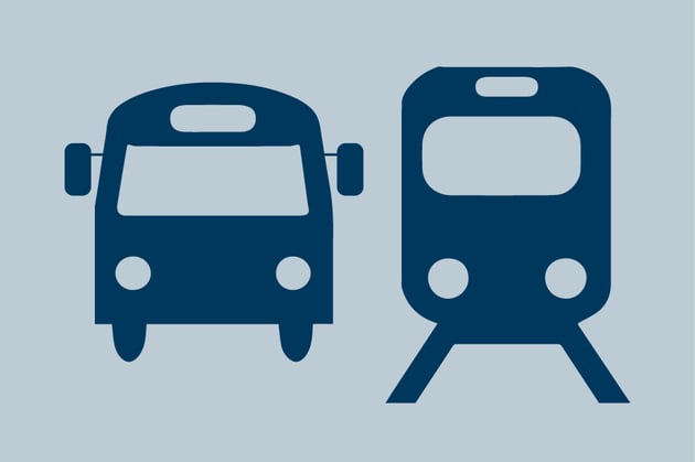 ANREISE MIT DEM ÖFFENTLICHEN VERKEHR