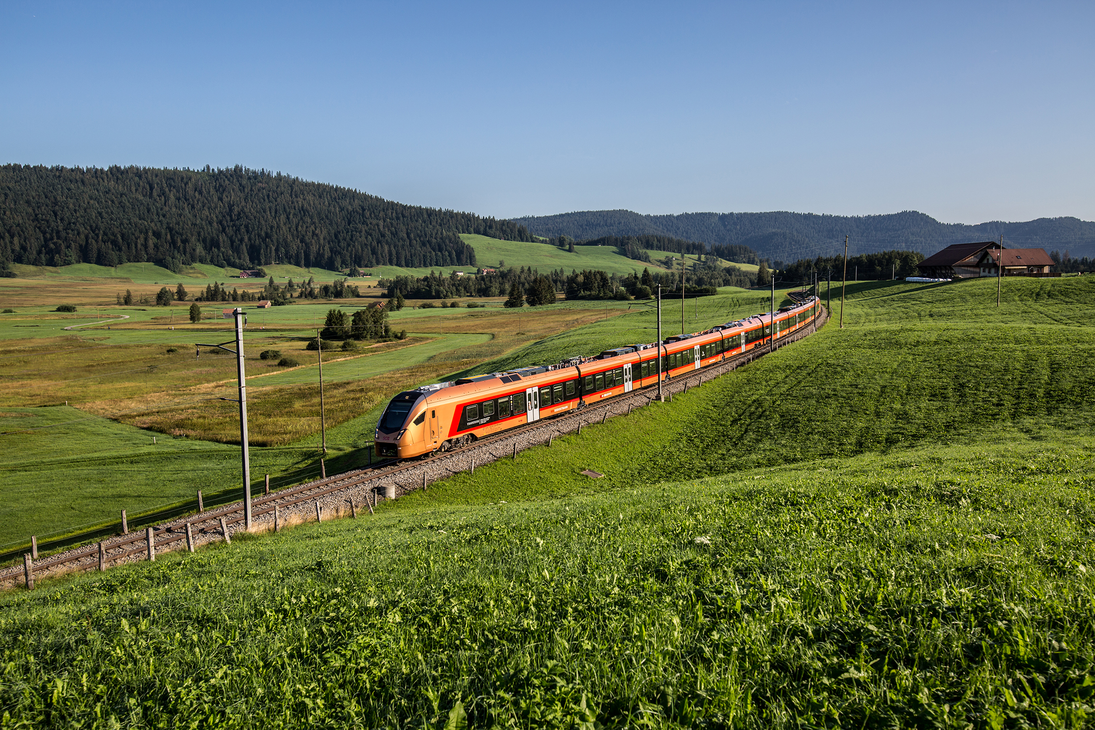 Voralpen-Express − mit dem Zug von Luzern−St. Gallen − SOB