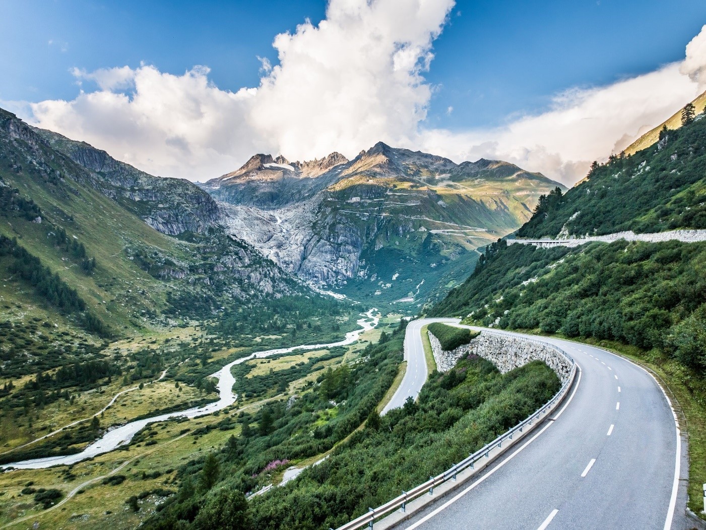 Fascination Alpine passes | Andermatt Tourism