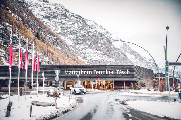Parking Matterhorn Terminal Täsch und Anreise nach Zermatt